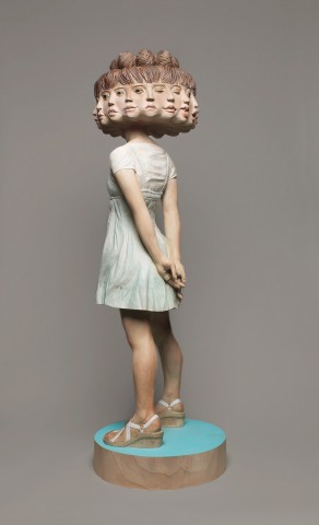 Des statues aux multiples expressions – La boite verte